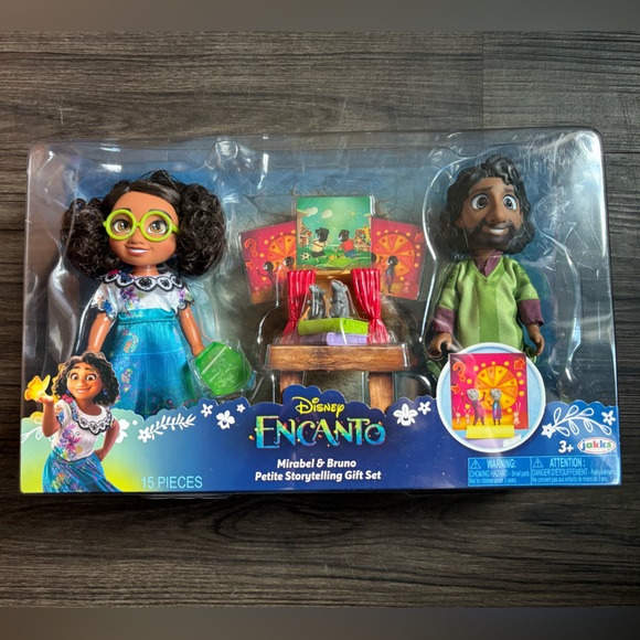Disney | Toys | Disney Encanto Mirabel Bruno Story Set With Green And ...
